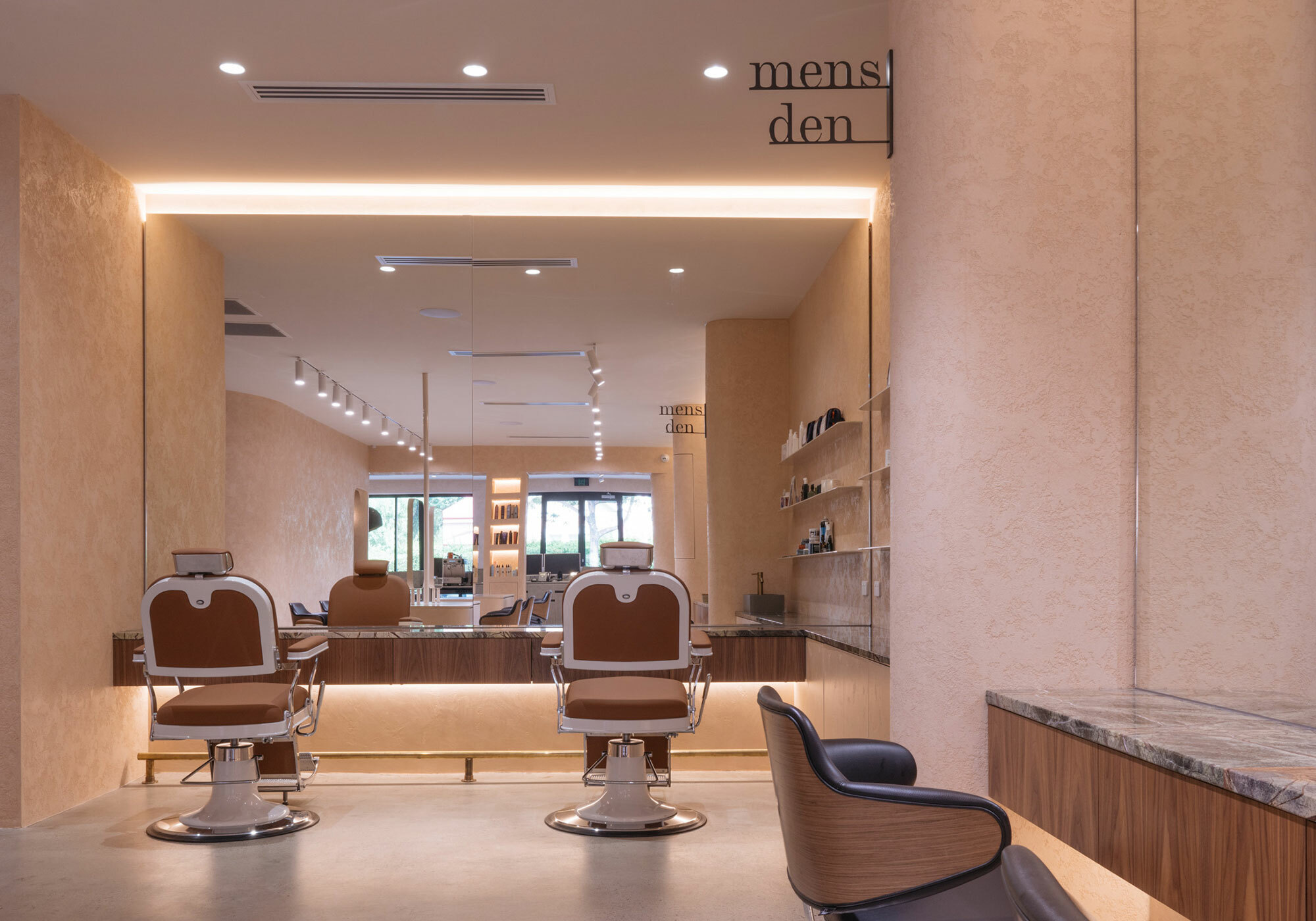 The Men's Den - Sueño Hair